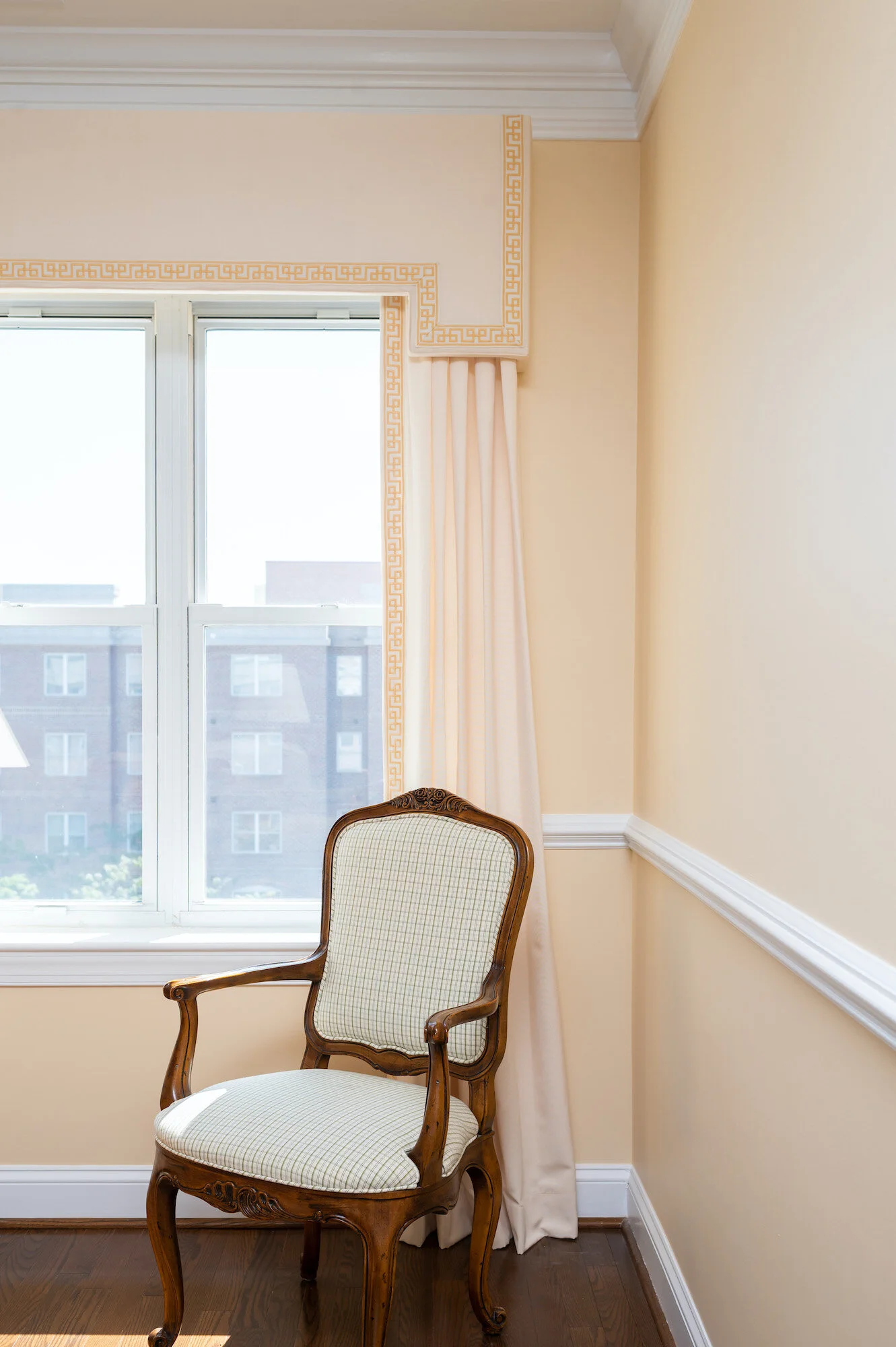 Brynmor Court — Jenn Cameron Interiors